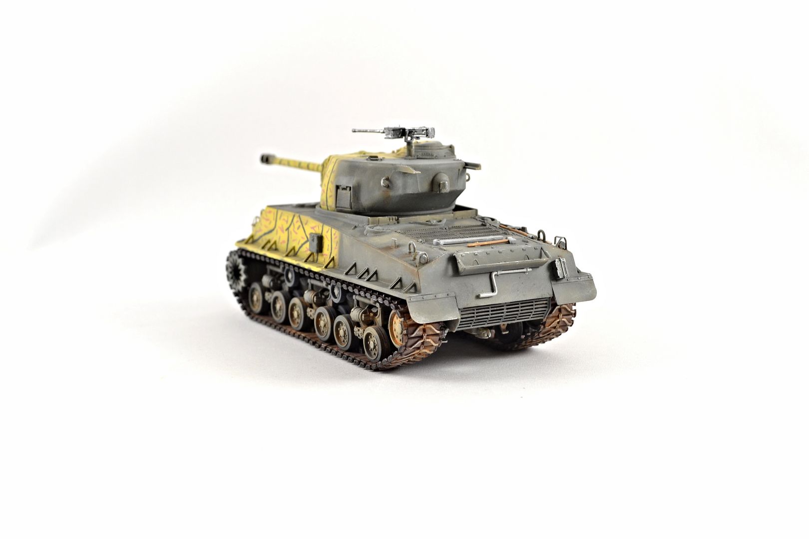 1/48 Hobby Boss M4A3E8 Sherman, Korean War - Ready for Inspection - Armour - Britmodeller.com
