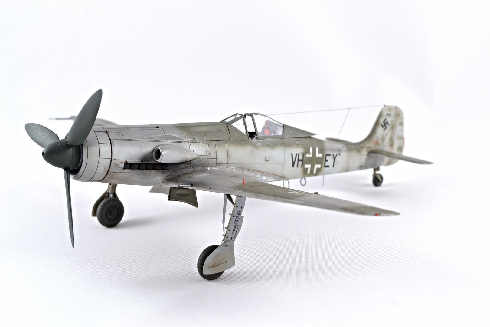 Tank´s last breeds...1/48 Focke-Wulf Ta152C V6 and Ta152H-0 - Ready for ...