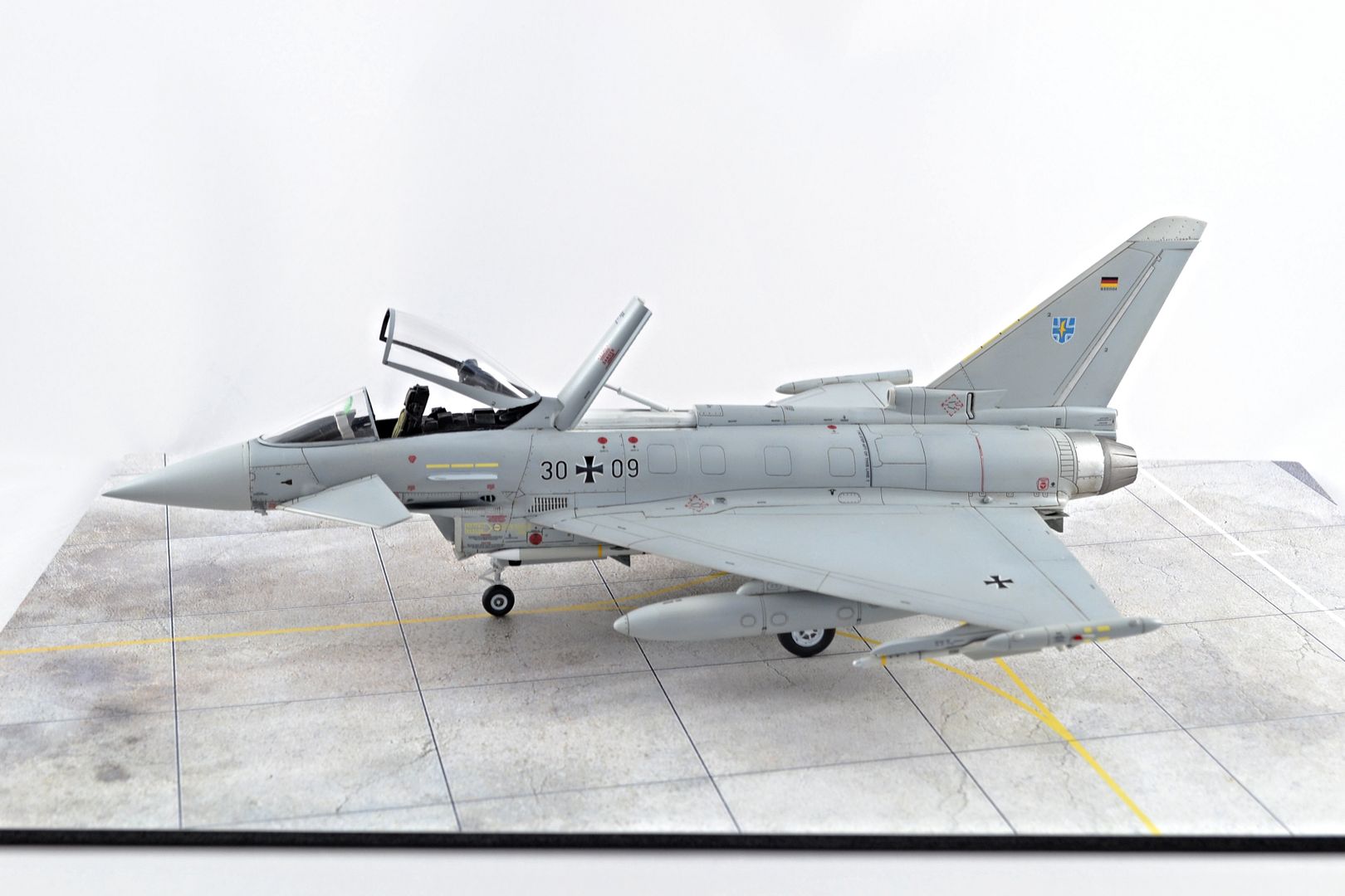 1/48 Eurofighter German Airforce - Ready for Inspection - Aircraft ...