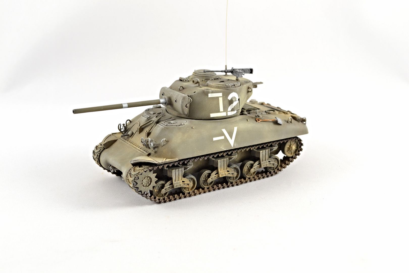1/48 Hobby Boss M4A1 (76)W Sherman Israeli Army - Ready for Inspection ...