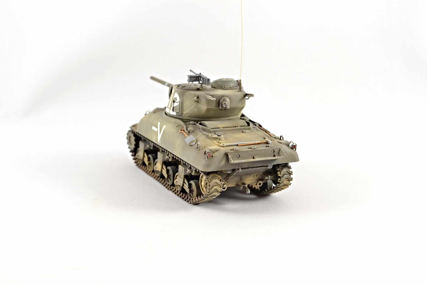 1/48 Hobby Boss M4A1 (76)W Sherman Israeli Army - Ready for Inspection ...